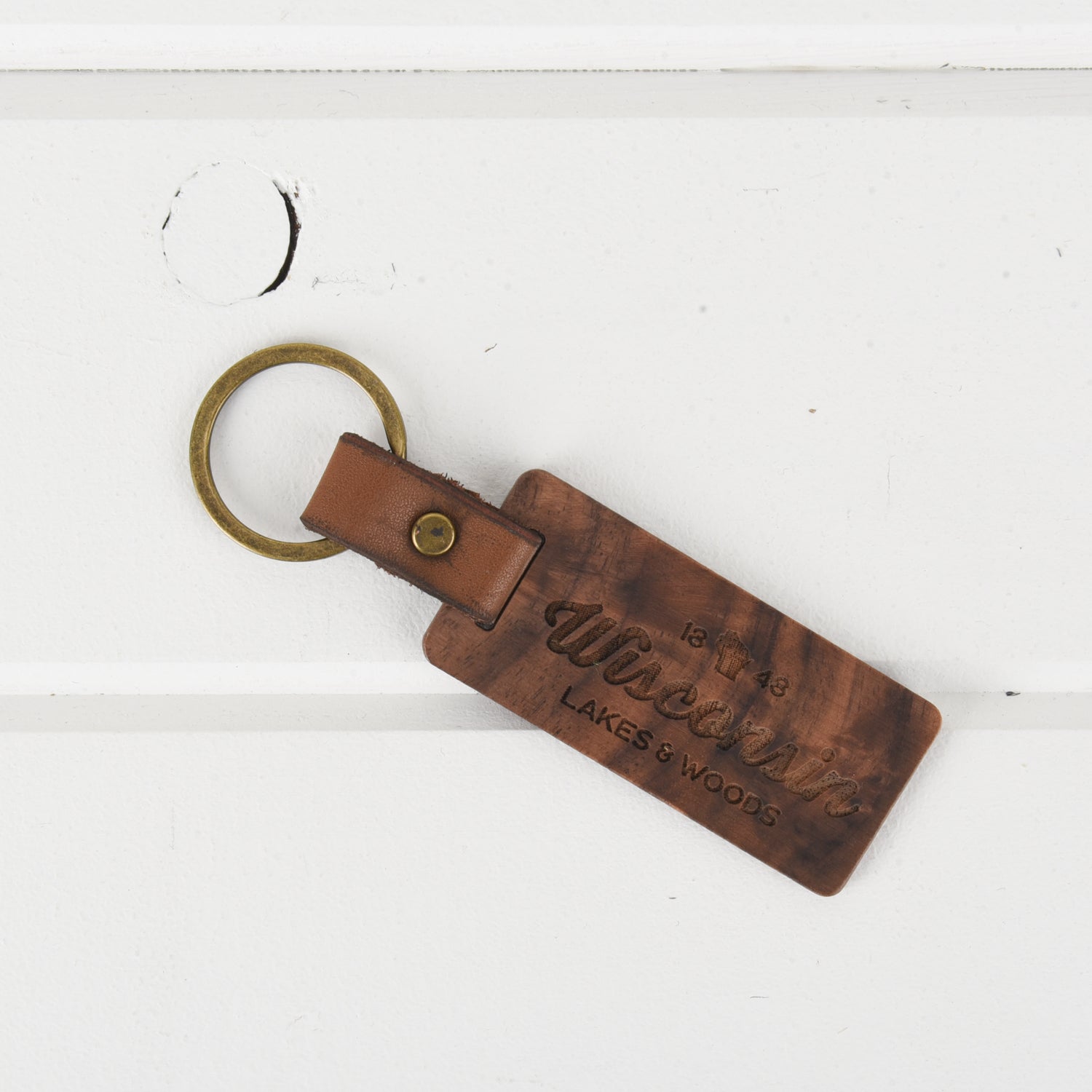 Wisconsin Wood/Leather Keychain – Classic State
