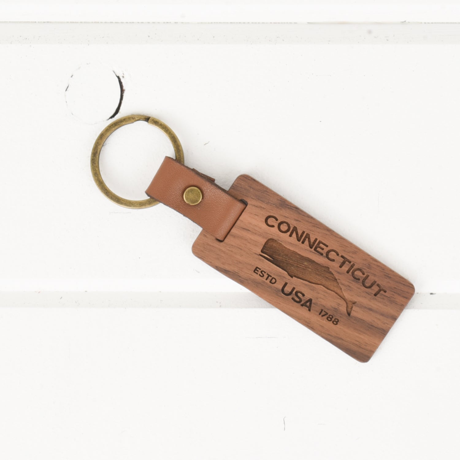 Connecticut Wood/Leather Keychain – Classic State