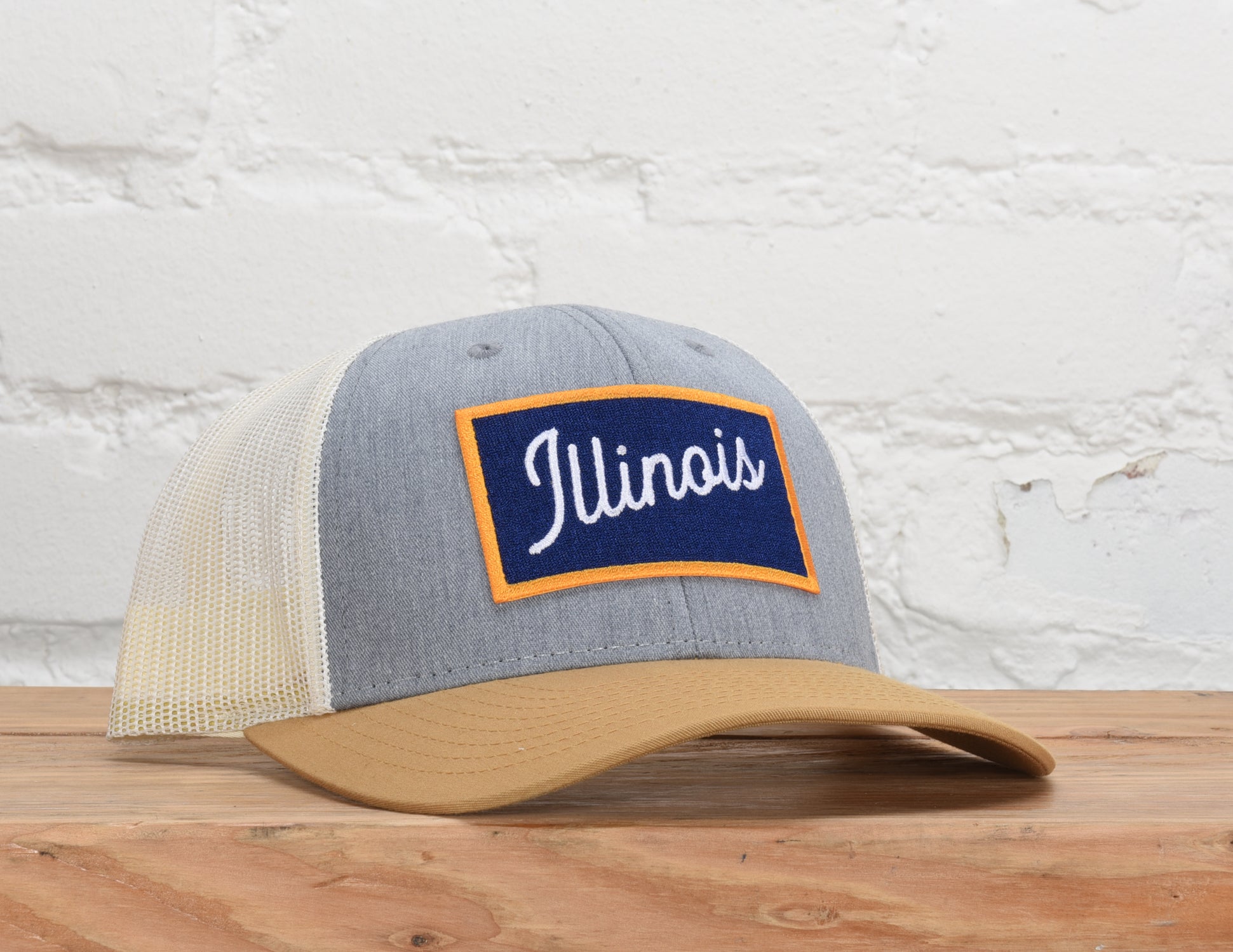 Illinois Script Snapback – Classic State