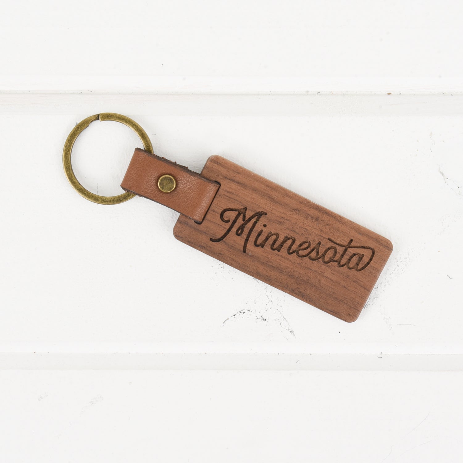 Minnesota Wood/Leather Keychain – Classic State